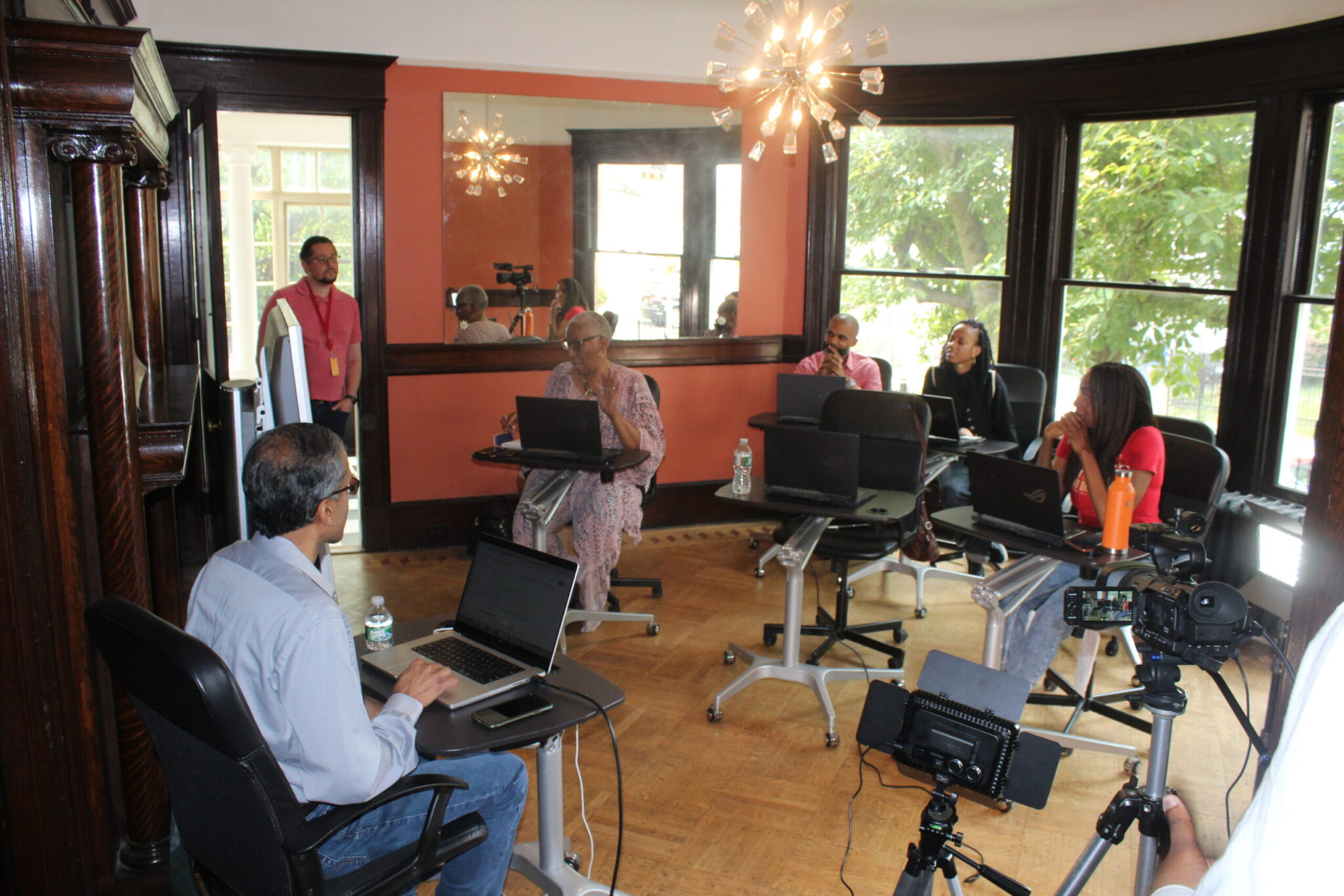 Urban League of Essex County Tech House Homepa